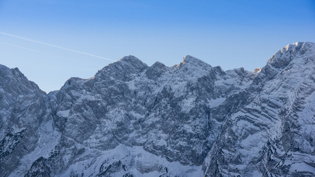 Bergkette bilder – Bläddra bland 14,758 stockfoton, vektorer och videor ...