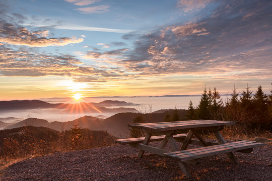 รูปภาพNordschwarzwald – เลือกดูภาพถ่ายสต็อก เวกเตอร์ และวิดีโอ3,908 ...