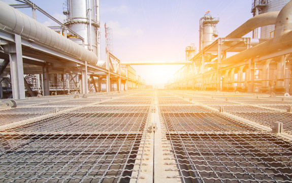 รูปภาพRefinery-Pipelines – เลือกดูภาพถ่ายสต็อก เวกเตอร์ และวิดีโอ330 ...