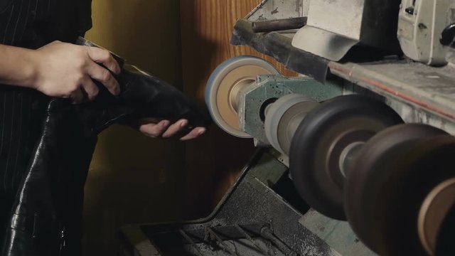 「Leither」の写真素材 | 72件の無料イラスト画像 | Adobe Stock