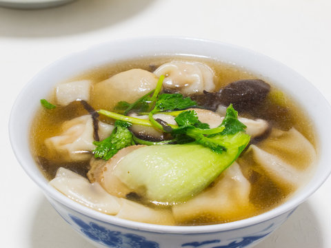 「Huntun」の写真素材 | 15,574件の無料イラスト画像 | Adobe Stock