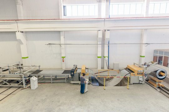 Schlitzblech Bilder – Durchsuchen 149 Archivfotos, Vektorgrafiken und ...