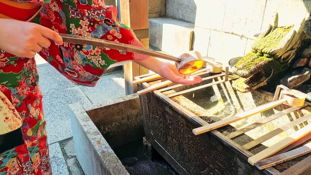 Chozu Bilder – Durchsuchen 137 Archivfotos, Vektorgrafiken und Videos ...