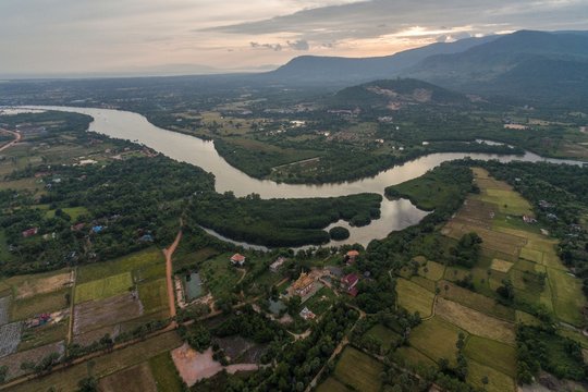 รูปภาพKampot – เลือกดูภาพถ่ายสต็อก เวกเตอร์ และวิดีโอ4,648 | Adobe Stock