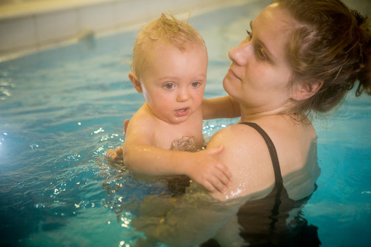 รูปภาพSchwimmhilfen – เลือกดูภาพถ่ายสต็อก เวกเตอร์ และวิดีโอ69 | Adobe ...