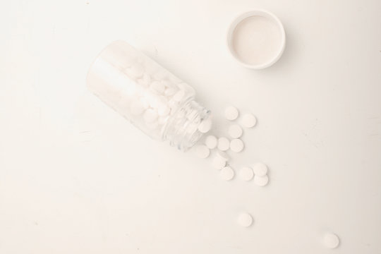 "Tabletten bilder – Bläddra bland 25,336 stockfoton, vektorer och ...