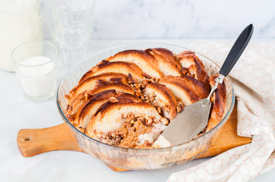 dolphy_tv photos, images, assets | Adobe Stock