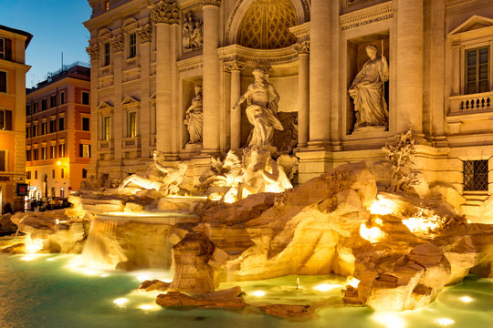 "Fontana Di Trevi" Images – Browse 3,558 Stock Photos, Vectors, and ...