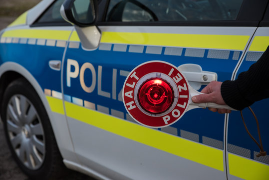 Winkerkelle Bilder – Durchsuchen 522 Archivfotos, Vektorgrafiken und ...