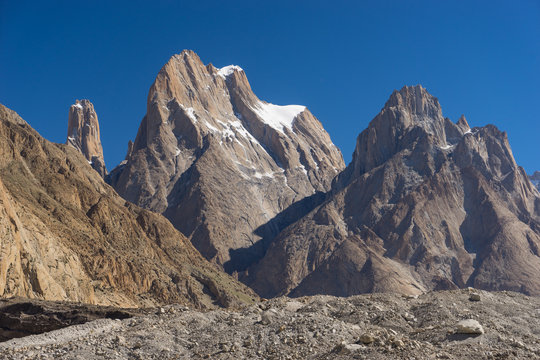 Trango Towers Wallpaper
