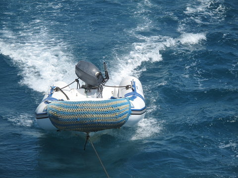 Gommone Images – Browse 656 Stock Photos, Vectors, and Video | Adobe Stock