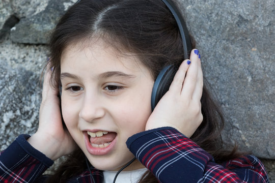 「Signorina」の写真素材 | 253件の無料イラスト画像 | Adobe Stock