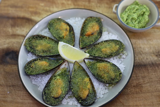 Rotzen Bilder – Durchsuchen 660 Archivfotos, Vektorgrafiken und Videos ...