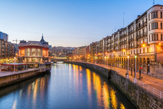 Ribera 이미지 – 찾아보기 5,565 스톡 사진, 벡터 및 비디오 | Adobe Stock