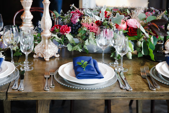 "Table Appointment"-Bilder: Stock-Fotos & -Videos. | Adobe Stock