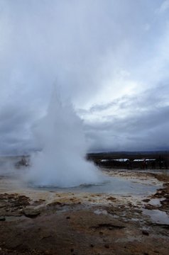 รูปภาพGyser – เลือกดูภาพถ่ายสต็อก เวกเตอร์ และวิดีโอ177,914 | Adobe Stock