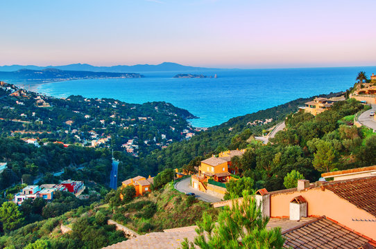 รูปภาพBegur – เลือกดูภาพถ่ายสต็อก เวกเตอร์ และวิดีโอ1,970 | Adobe Stock