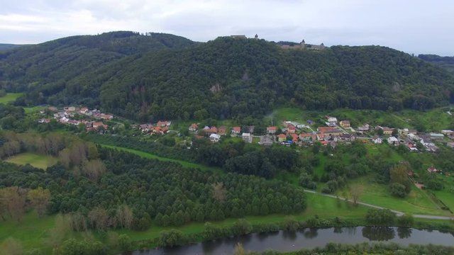รูปภาพHelfstein – เลือกดูภาพถ่ายสต็อก เวกเตอร์ และวิดีโอ93 | Adobe Stock