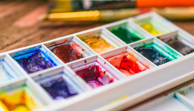 Paint-Box Images – Browse 1,155 Stock Photos, Vectors, and Video ...