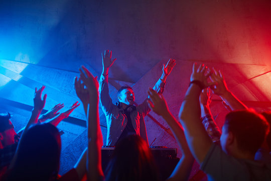 Entertaining Images – Browse 4,212,033 Stock Photos, Vectors, and Video ...