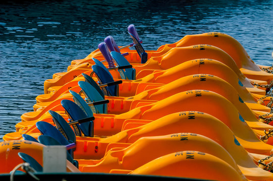 "Paddle Boats" Images – Parcourir 574 le catalogue de photos, vecteurs ...