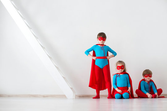 Kids Playing Dress Up Images – Browse 10,784 Stock Photos, Vectors, and ...