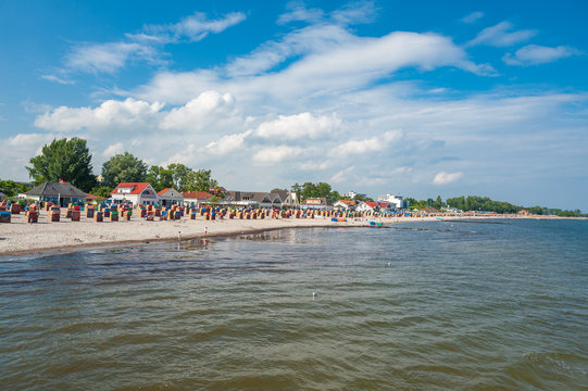 Kellenhusen Bilder – Durchsuchen 387 Archivfotos, Vektorgrafiken und ...