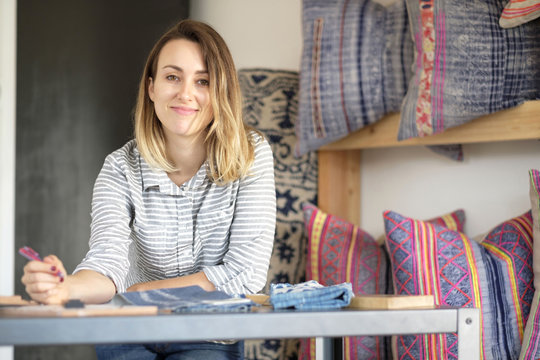 รูปภาพRetail – เลือกดูภาพถ่ายสต็อก เวกเตอร์ และวิดีโอ4,421,765 | Adobe ...