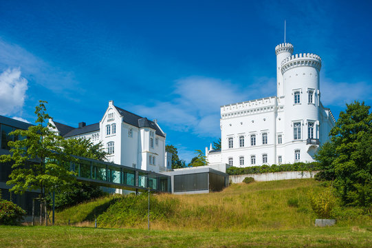 「Selent」の写真素材 | 55件の無料イラスト画像 | Adobe Stock