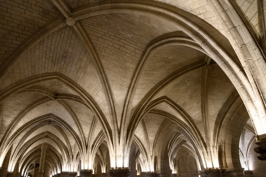 รูปภาพ"Voute – เลือกดูภาพถ่ายสต็อก เวกเตอร์ และวิดีโอ3,431 | Adobe Stock