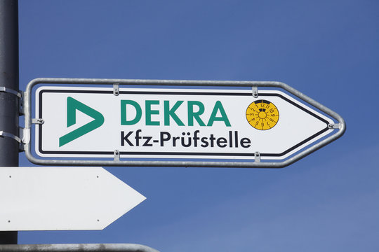 รูปภาพDekra – เลือกดูภาพถ่ายสต็อก เวกเตอร์ และวิดีโอ340 | Adobe Stock