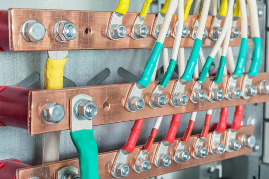 รูปภาพBusbar – เลือกดูภาพถ่ายสต็อก เวกเตอร์ และวิดีโอ1,941 | Adobe Stock