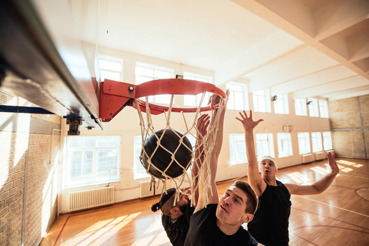 Oponents Images – Browse 8 Stock Photos, Vectors, and Video | Adobe Stock