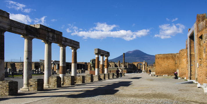 Rovine Images – Browse 28,488 Stock Photos, Vectors, and Video | Adobe ...