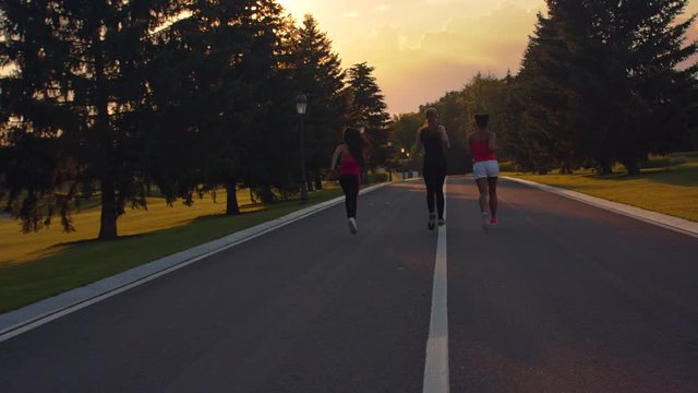"Running Women" Images – Browse 106 Stock Photos, Vectors, and Video ...