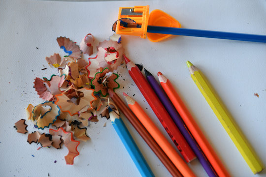 Anspitzen Bilder – Durchsuchen 543 Archivfotos, Vektorgrafiken und ...