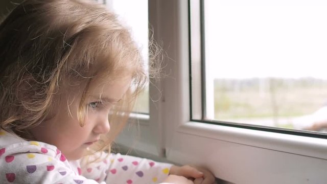 Sad Child Looking Out Window Images – Browse 4,461 Stock Photos ...