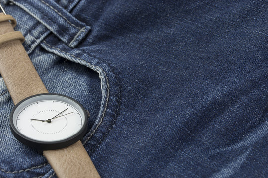 รูปภาพJeans.watch – เลือกดูภาพถ่ายสต็อก เวกเตอร์ และวิดีโอ50,012 ...
