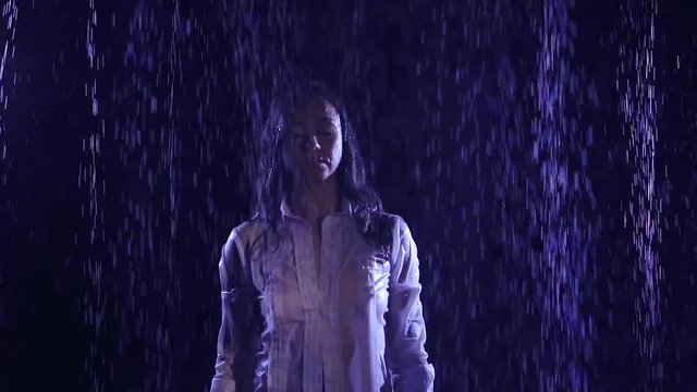 "Wet Woman"-Bilder: Stock-Fotos & -Videos. | Adobe Stock