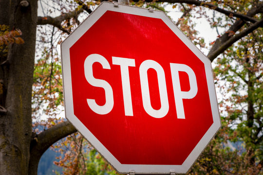 Stoppschild Images – Parcourir 1,546 le catalogue de photos, vecteurs ...