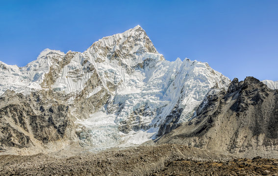 「Chumbu」の画像 - 225 件の Stock 写真、ベクターおよびビデオ | Adobe Stock