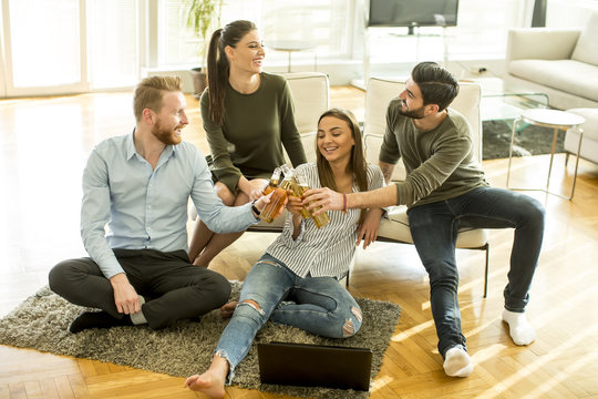 3,779,139 BEST Entertaining IMAGES, STOCK PHOTOS & VECTORS | Adobe Stock