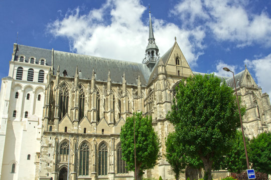 St-Quentin Images – Browse 41 Stock Photos, Vectors, and Video | Adobe ...