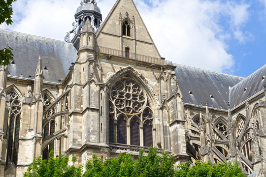 St-Quentin Images – Browse 41 Stock Photos, Vectors, and Video | Adobe ...