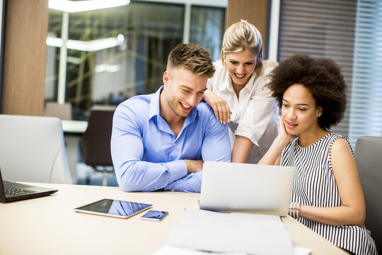 Employees Images – Browse 3,808,602 Stock Photos, Vectors, and Video ...