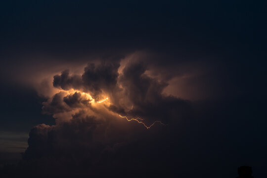 Donnern Images – Parcourir 1,272 le catalogue de photos, vecteurs et ...