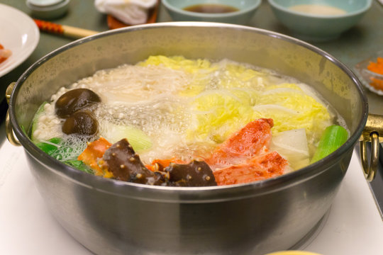 かに鍋 Images – Browse 258 Stock Photos, Vectors, and Video | Adobe Stock