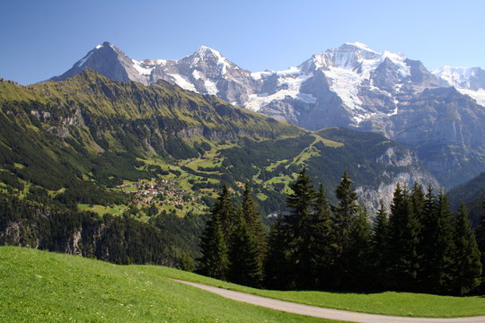 Isenfluh Bilder – Durchsuchen 142 Archivfotos, Vektorgrafiken und ...