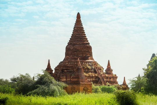 Tample Images – Parcourir 2,862 le catalogue de photos, vecteurs et ...