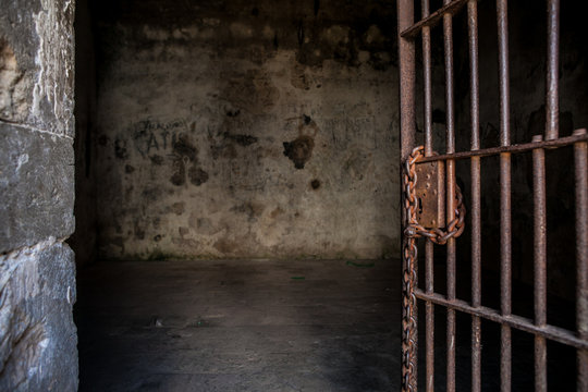 Old Prison Cell Door Images – Browse 43,141 Stock Photos, Vectors, and ...